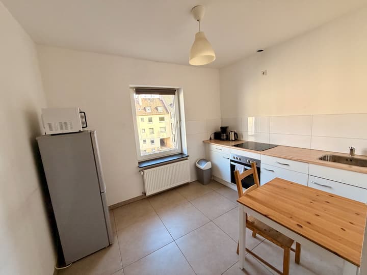 Bis Zu 4 Gäste – Ruhiges, Möbliertes Apartment (5) - Gelsenkirchen