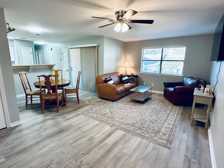 Suite Serenity At The Forester - Daphne, AL