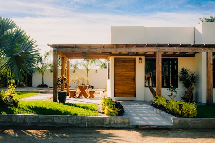 Casa Emilia - Todos Santos