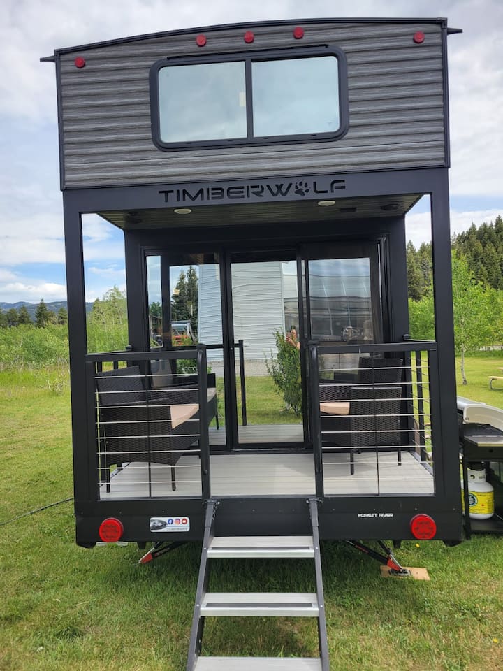 36ft Destination Model: Loft & Deck - Timberwolf - Bellevue