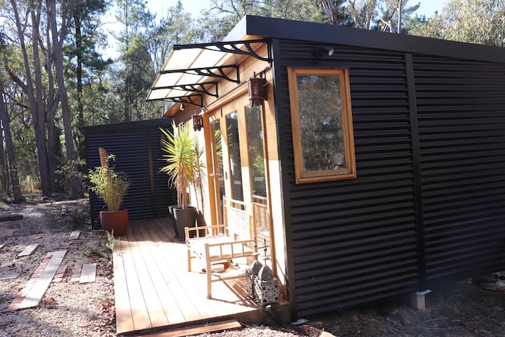 Lazuli Retreat, Small Home Set Amongst The Trees - Daylesford