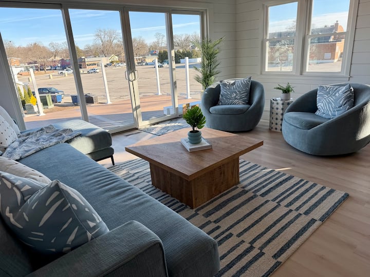 The Surf Shack - Clear Lake, IA