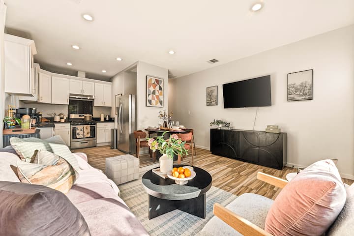 Stylish Disney Haven: Stay & Play | Beaches | Oc - Anaheim