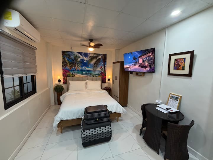 Modern And Fun Comfort In Woodbrook|prime Location - Port of Spain