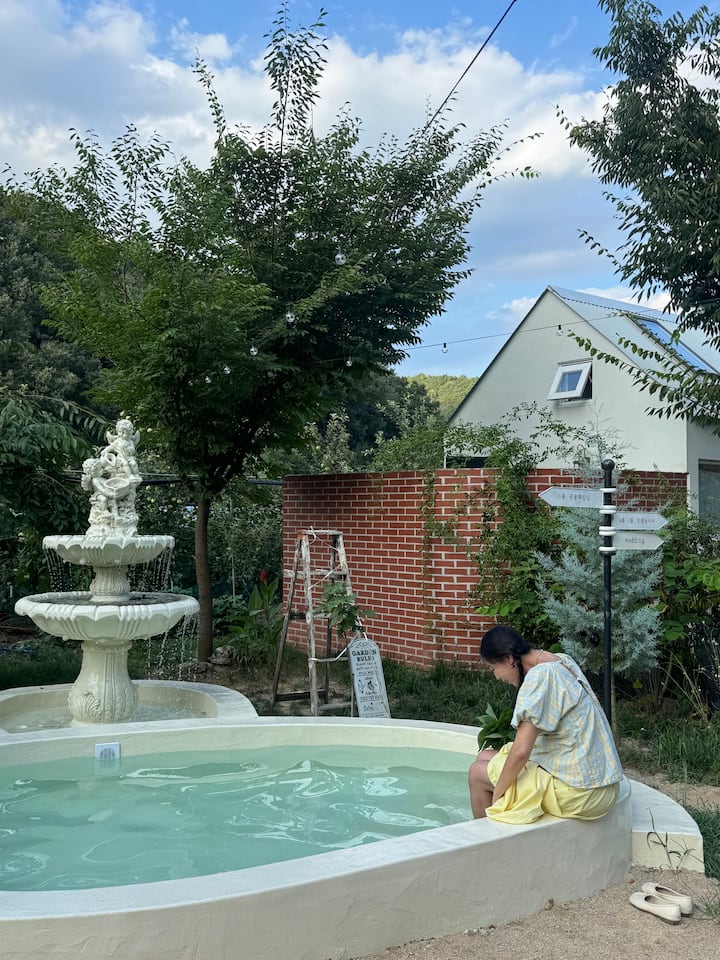 자쿠지 가족  감성숙소 | 자연속 유럽 시골 감성 스테이 / 스케치스테이 - 군위군