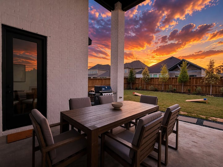 Stunning Luxe 4br Retreat +Movie Rm +Firepit +Bbq - Tomball, TX