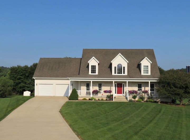 Large 6 Br House | Great For Iu Graduation - Bloomington