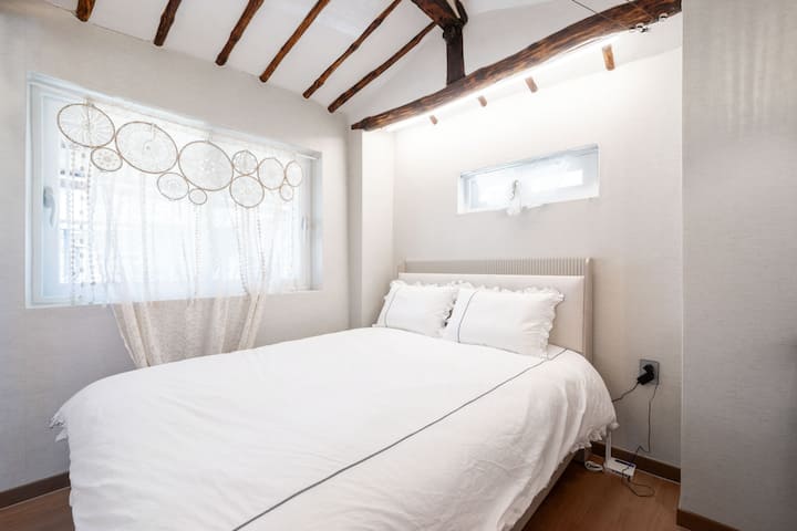 해미담 후원채 ｜ 해미읍성 감성숙소(조용한 독립 한옥) - Incheon