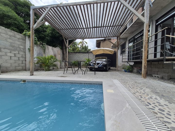 Hospedaje Con Piscina Y Naturaleza - Amazonas