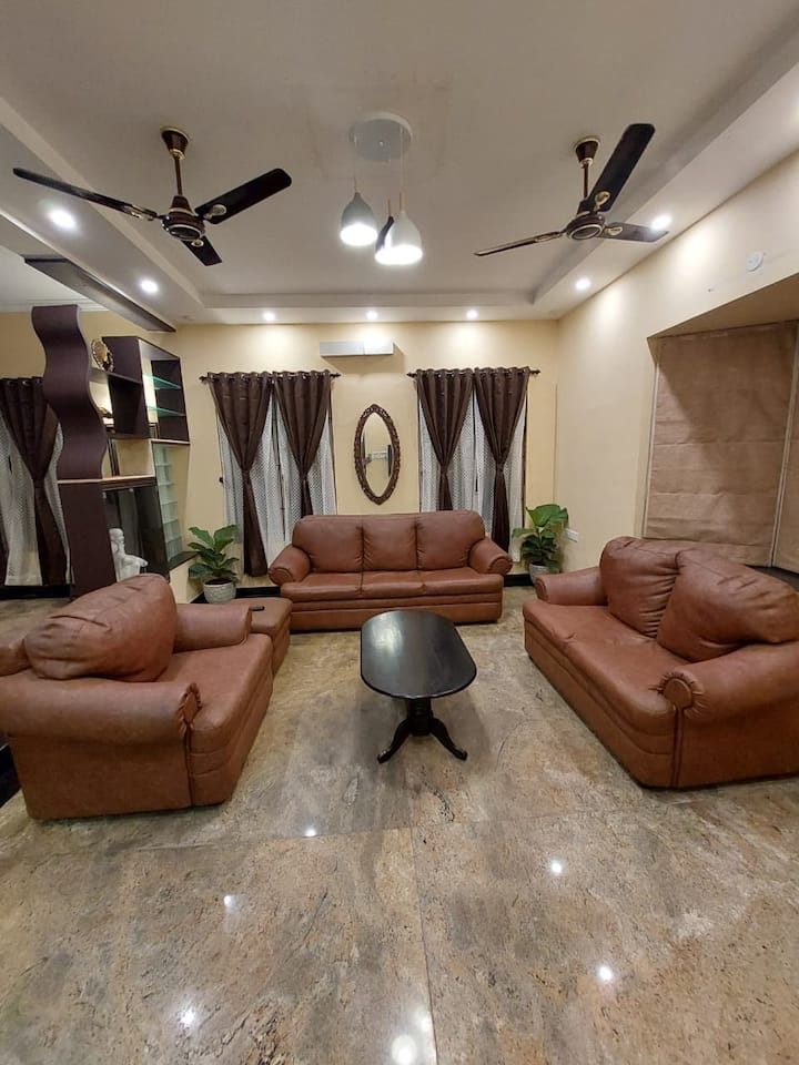 Luxury 6bhk Villa | Home Theatre | Omr-ecr Link Rd - Chennai