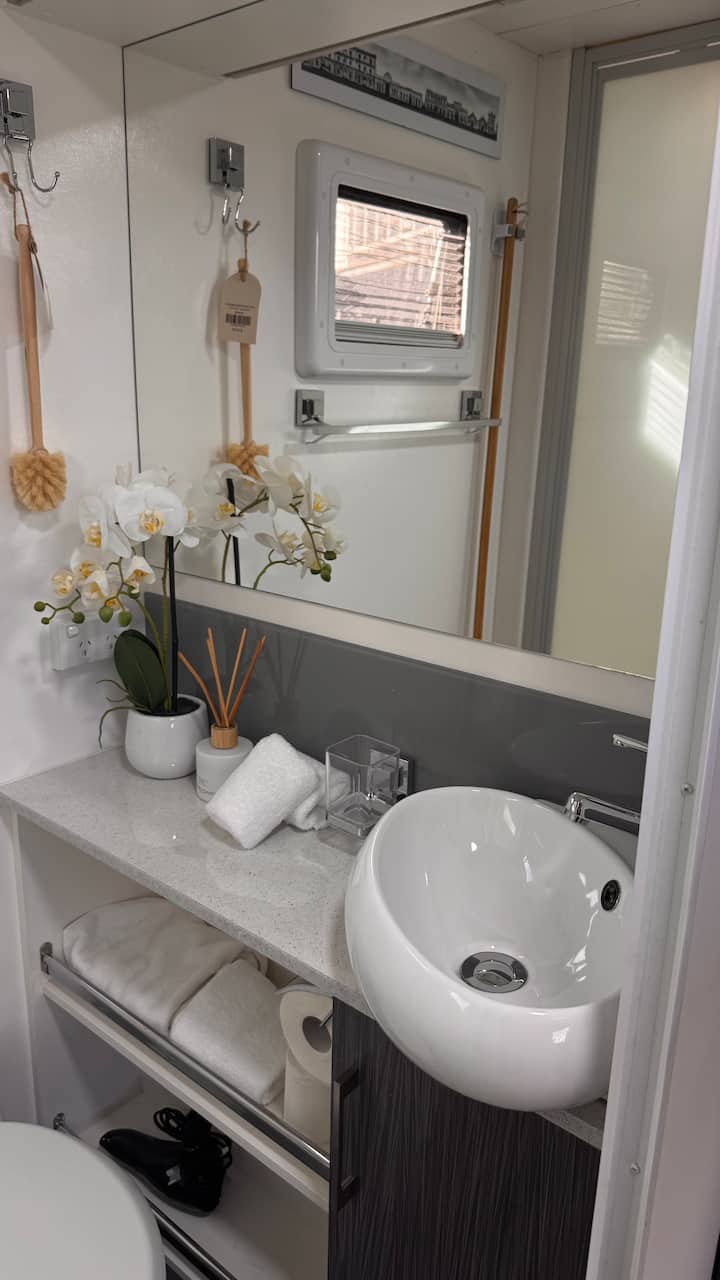 Little Comet - Cozy Caravan - Lake Tekapo