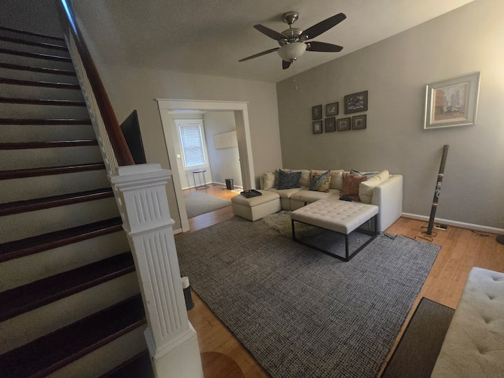 2 Bd Townhouse 1 Block From Hopkins Bayview - Baltimore