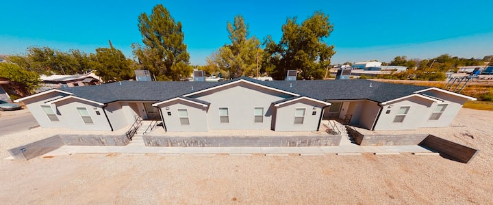 Convenience And Comfort In Unit B - Carlsbad, NM