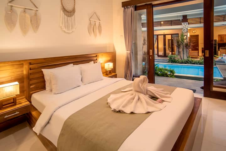 Tropical Retreat | Pool | Mins To Beach – Room 4 - Australia