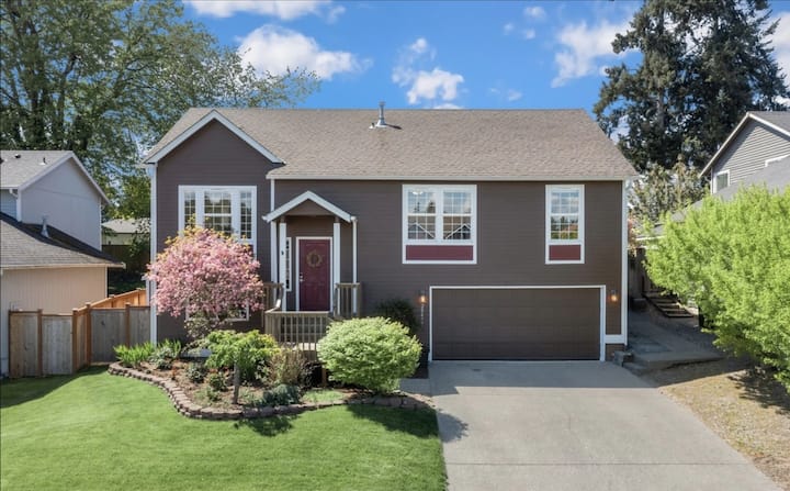 Quiet Home W/parking & Fast Wi-fi • 20 Min Sea - ケント, WA