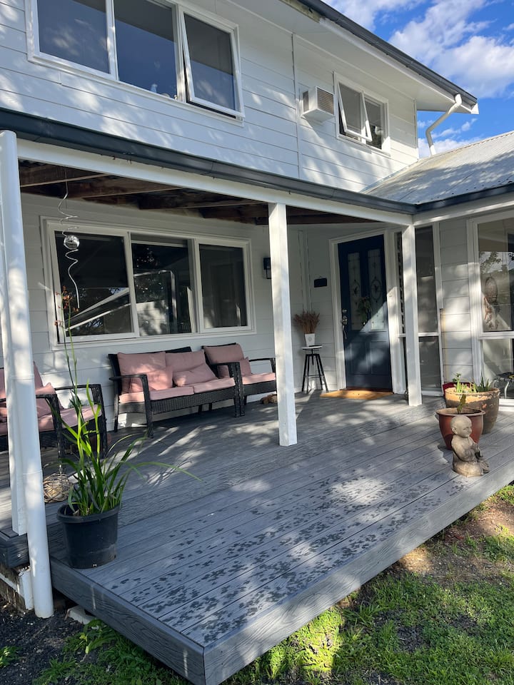 Beyond The Pickets - Mount Macedon