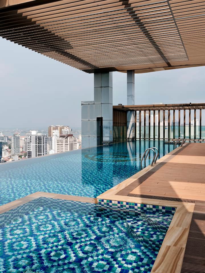 New Modern Apartment In Bkk1 - Phnom Penh