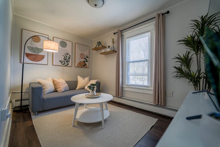 2br Near Rwj | In-unit Laundry | Parking | Pets Ok - 뉴브런즈윅