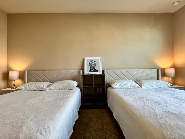 Urban Nook | Homey Haven - Cultural District - Fort Worth