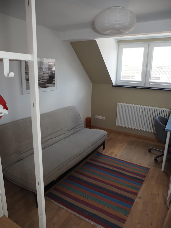 Gemütliches Zimmer Mit Top-anbindung | B&b - Cologne