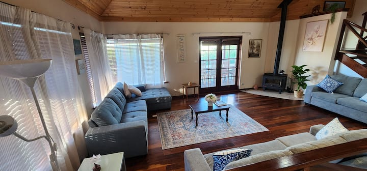 Serene Riverside Abode: A Blackwood River Retreat - Augusta