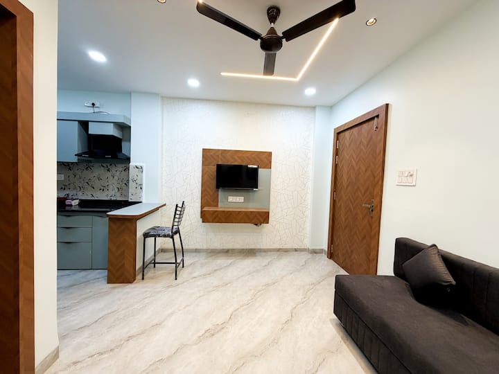 The Magnolia Nest | Couple Friendly • Serene - Indore