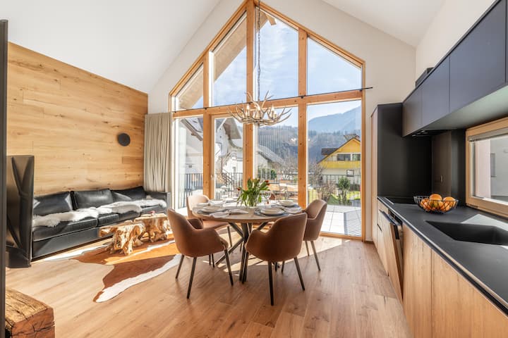 Chalet Bela 1/2 – An Elegant Alpine Home Near Bled - Bled