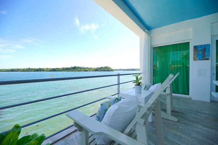 Budget Bolinao Ocean View Villa For 4 |Pool Access - Bolinao