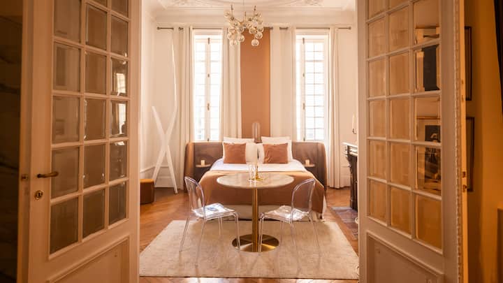 Maison Familiale Centre, Avec Piscine, Parking. - Bordeaux