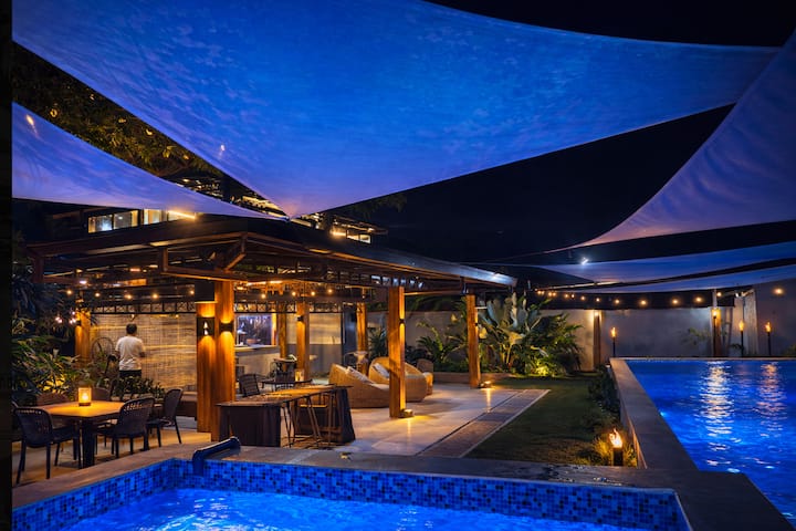 Private Resort | Pool & Events | 30 Pax - Candelaria