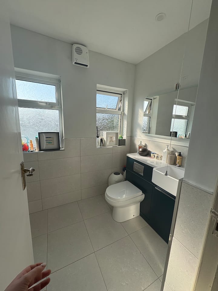 Four Bedroom House To Rent - St Patrick’s Week! - Bray