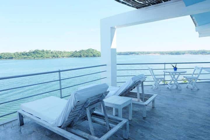 Ocean View Bolinao Villa For 8 | Pool & Gym Access - Bolinao
