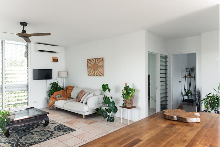 Breezy Tropical Escape | 3 Beds - Darwin