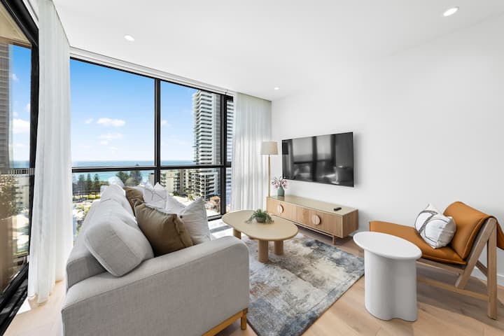 2br+study | Water Views | Pool+gym | Parking - Broadbeach