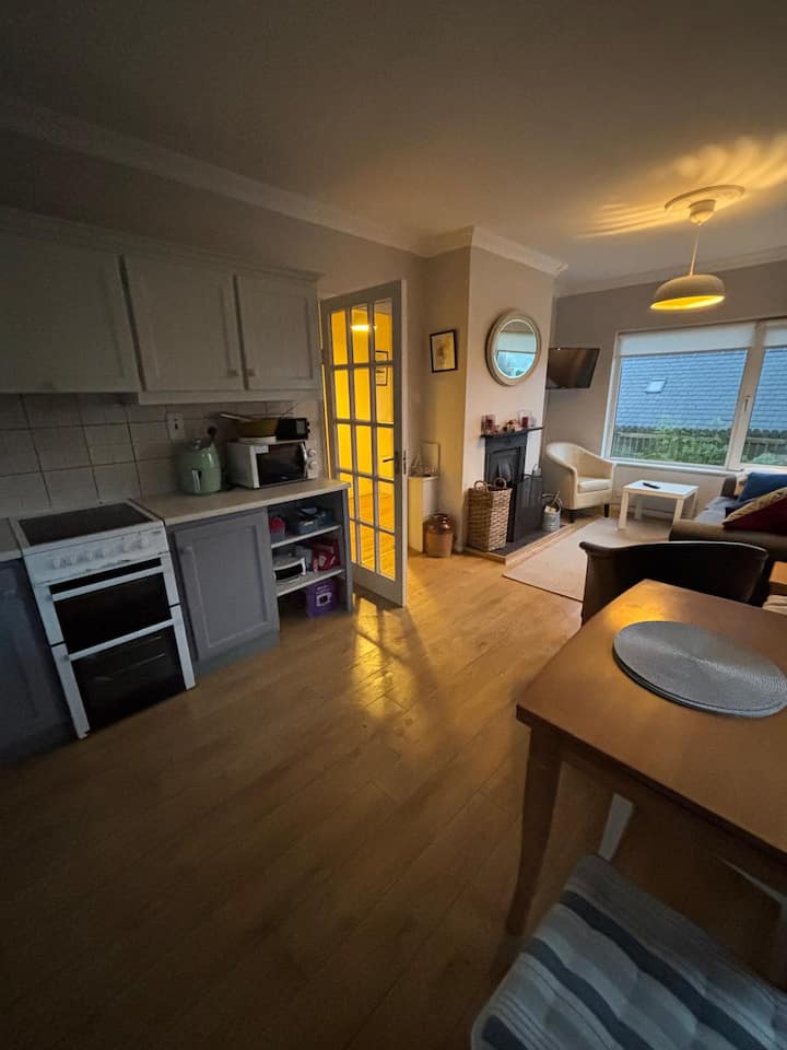 Nora Mays Cosy Cottage - Skibbereen