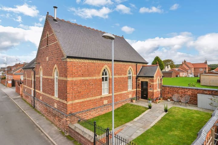 Converted Chapel In Nottinghamshire - Sherwood Forest