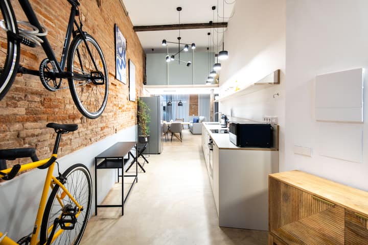 Cozy Spacious Stylish Flat Central Old Town - Badalona