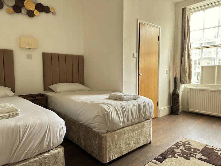 The Somerset - En-suite Twin - Marylebone