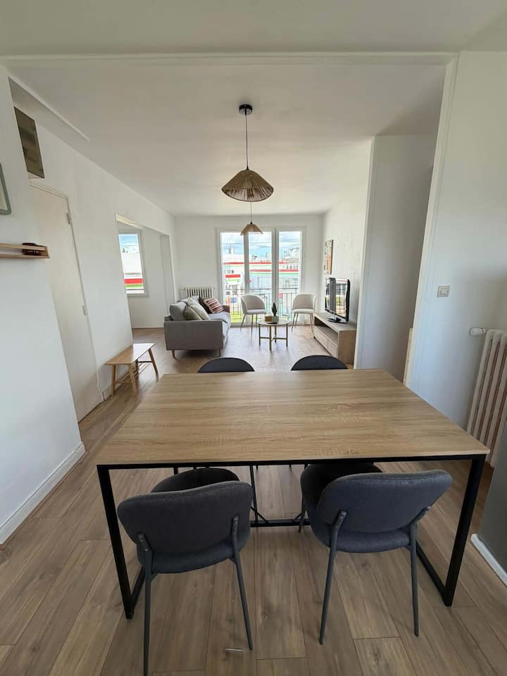 La Bel Adresse, Location De Courte Durée à Evron - Mayenne