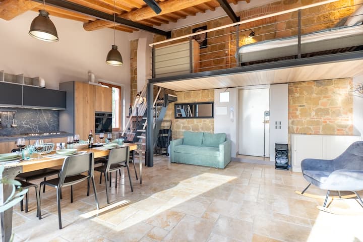 Modern House In Central Montepulciano, Tuscany Apt - Montepulciano