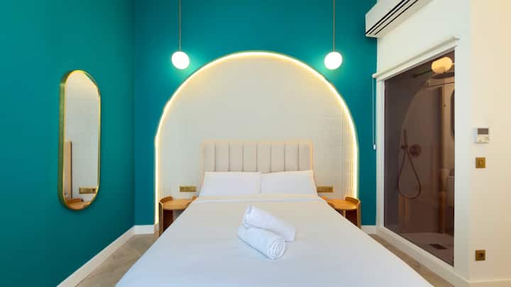 Suite Con Patio Interior En El Centro De Alicante - Alicante