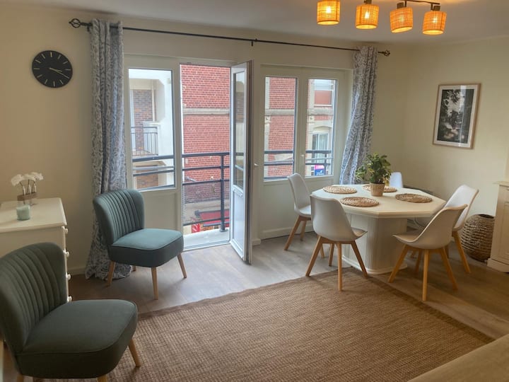 Apt Hyper Centre - 100m De La Plage
T2 + Mezzanine - Ibis Styles Le Touquet