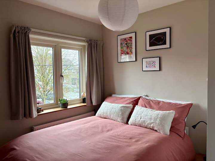 Double Bed In A Cosy Room, Between Airport & City - Portmarnock