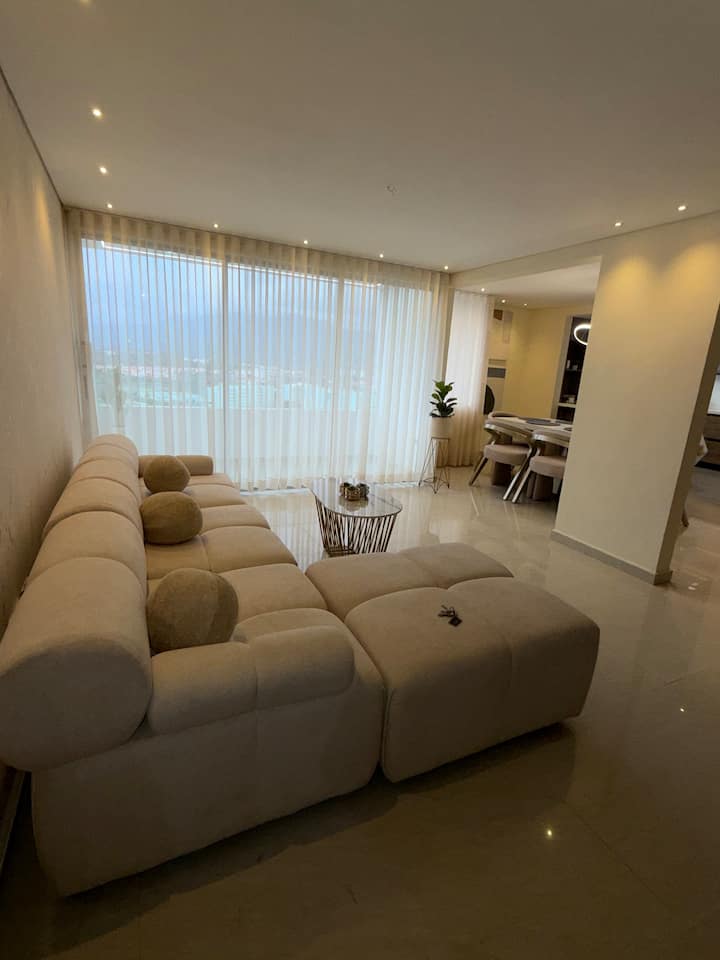 Penthouse Exclusivo Con Vista Expectacular. - Cúcuta