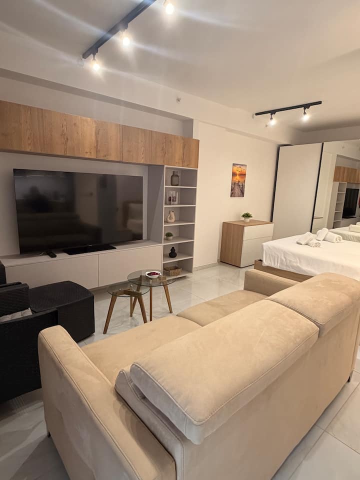 Mercury Tower 7th Floor Apartment - Pembroke, Malta