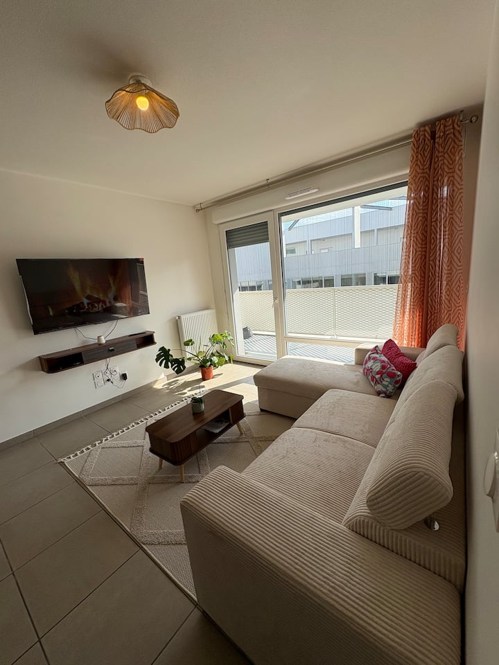 Le Palmier - ibis Lyon Carre De Soie