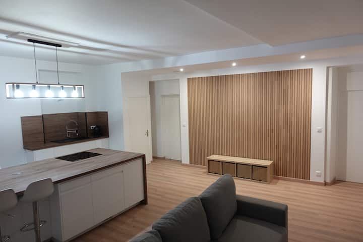 Bel Appartement 70m² Neuf En Centre-ville - Saint-Céré