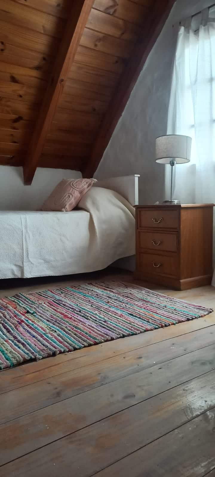 Habitación Con Dos Camas  En Cabaña. - Trelew