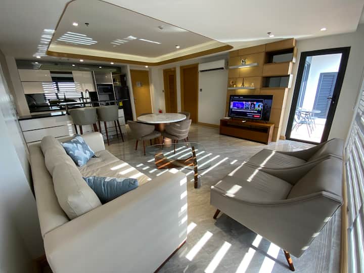 Sunset Skyline | 11f| 1br In One Euphoria - Angeles