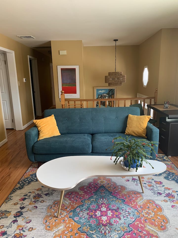 Beautiful House On Fishkill Creek. - Bannerman Castle